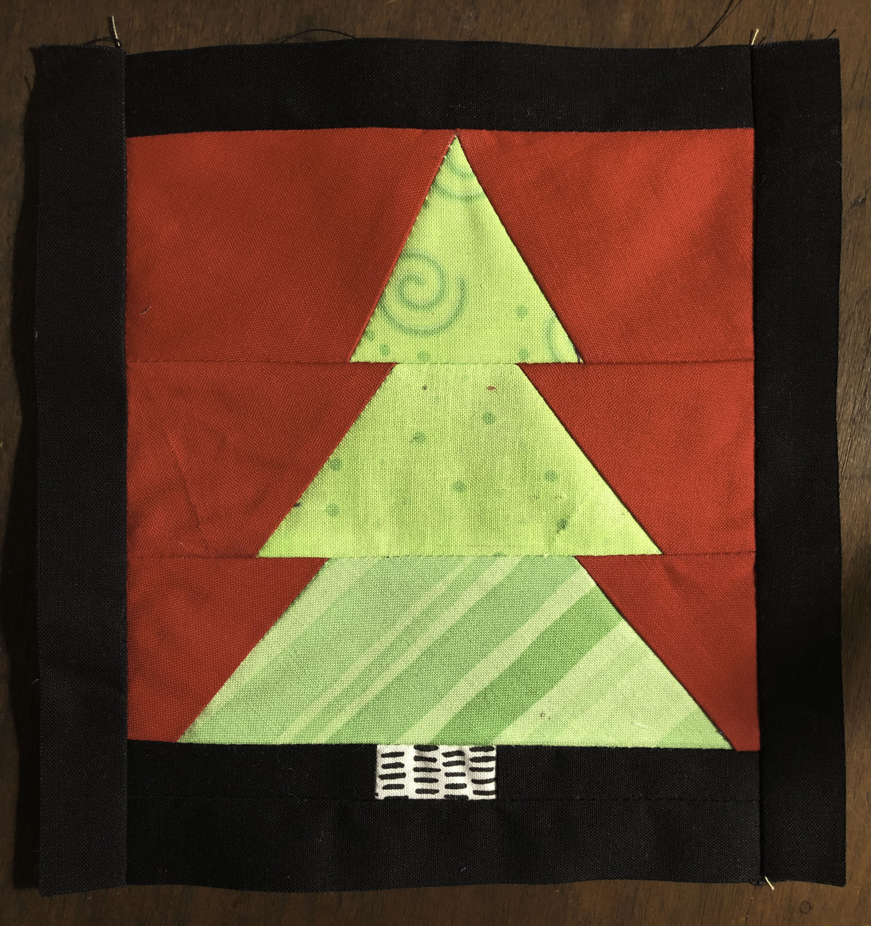 Rustic Tree - FREE Pattern - Follow Up - Gray Barn Designs